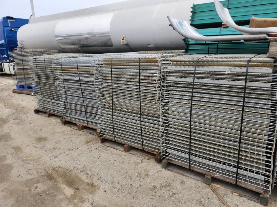 Pallet Racking – $100 – Western Mfg. Corp.